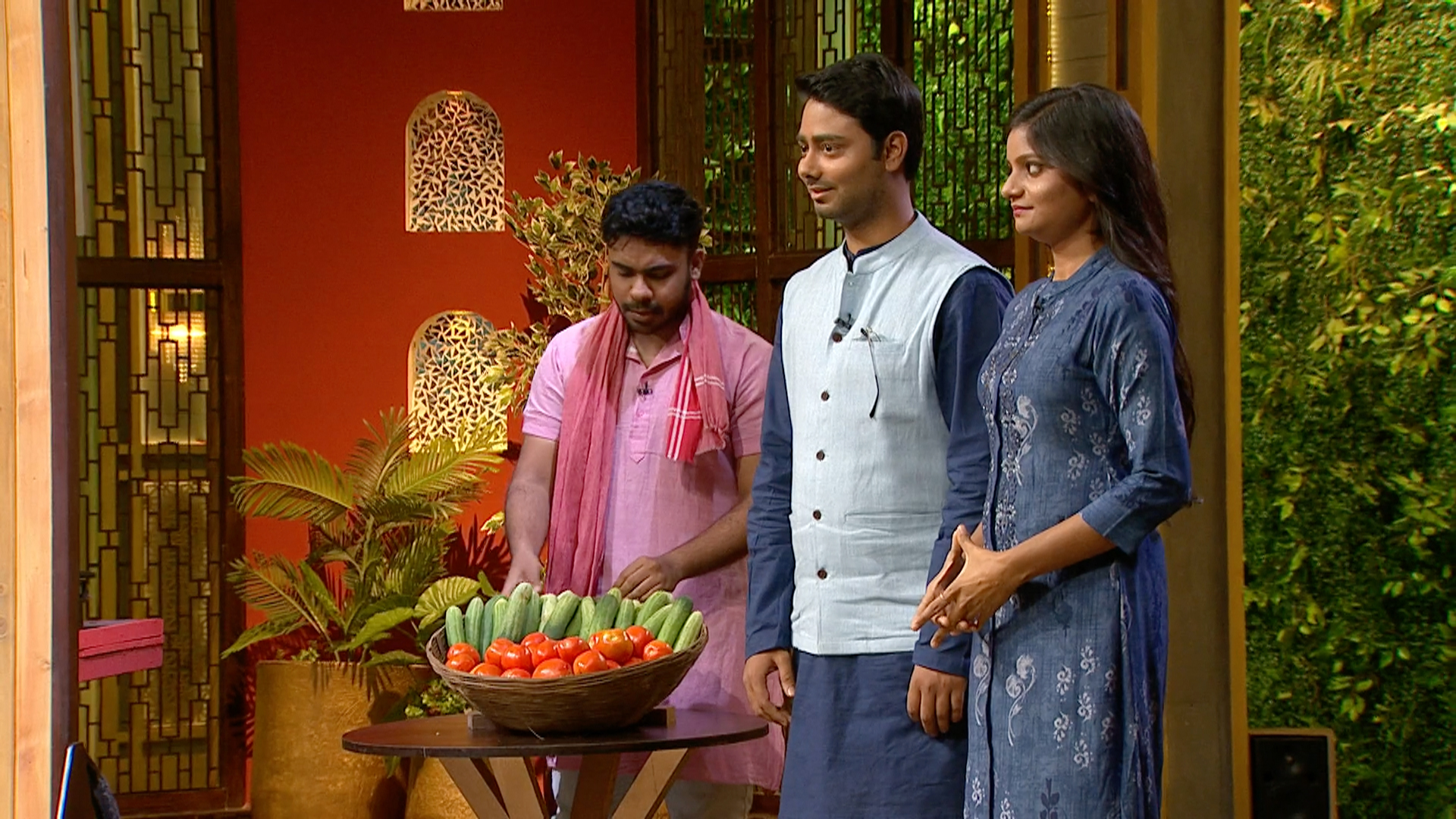 Watch Shark Tank Season 1 Online - Sony LIV