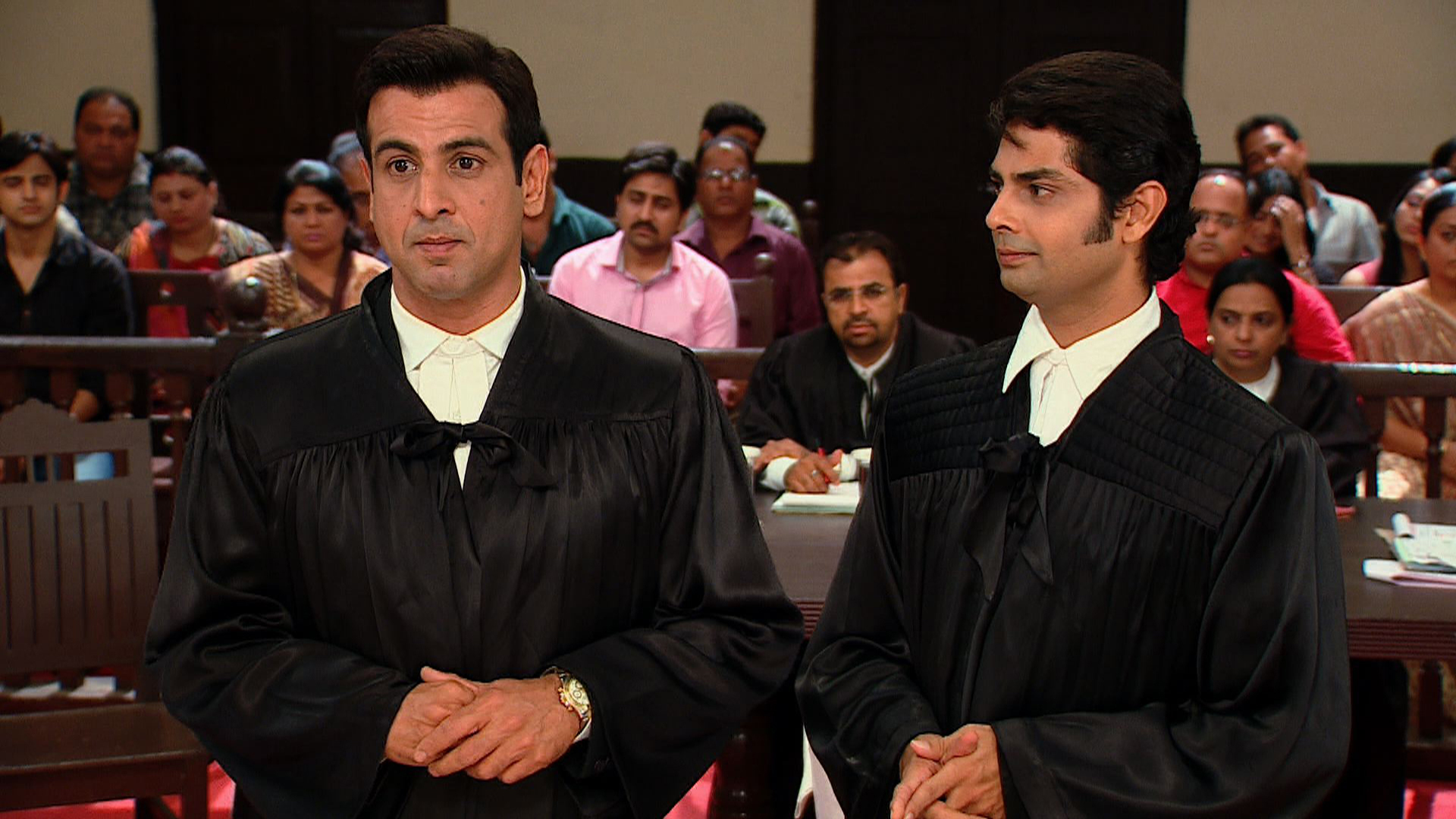 Watch Adaalat Episode No. 164 TV Series Online - Navrati Season - Sony LIV