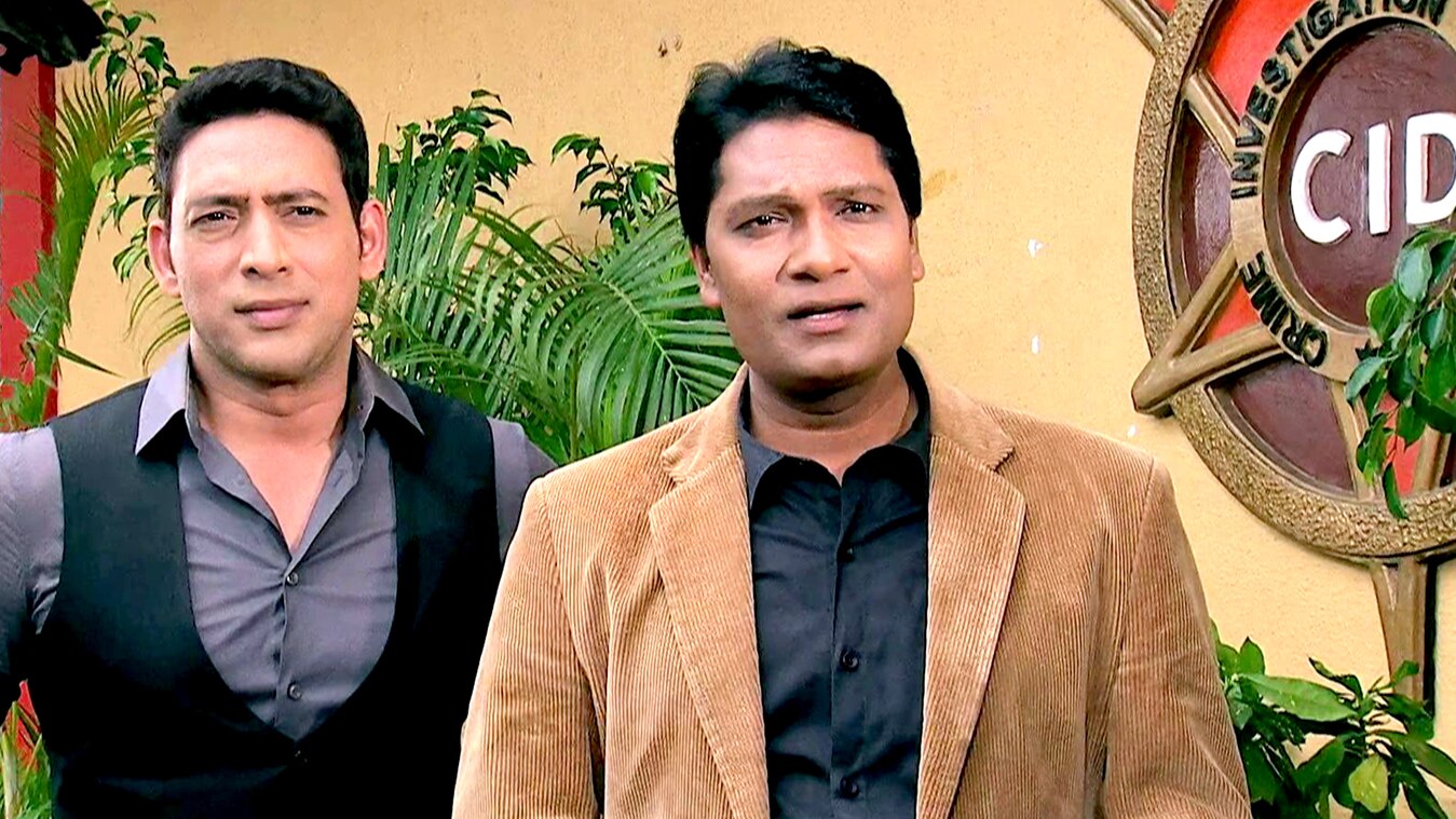 Watch CID Episode No. 1093 TV Series Online - Raaz 3 Bullets Ka - Sony LIV