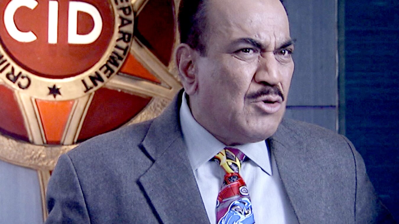 Watch CID Episode No. 682 TV Series Online - Raaz Beech Restaurant Mein ...