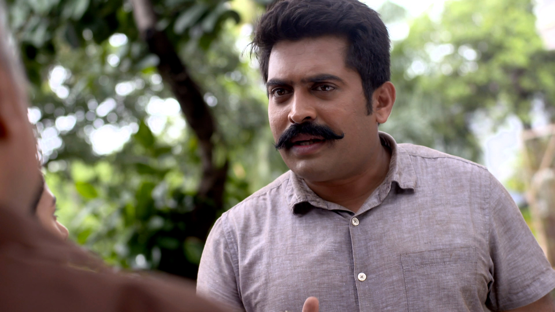 Watch Tumchi Mulgi Kay Karte? Episode 182 TV Series Online - Savnivar ...