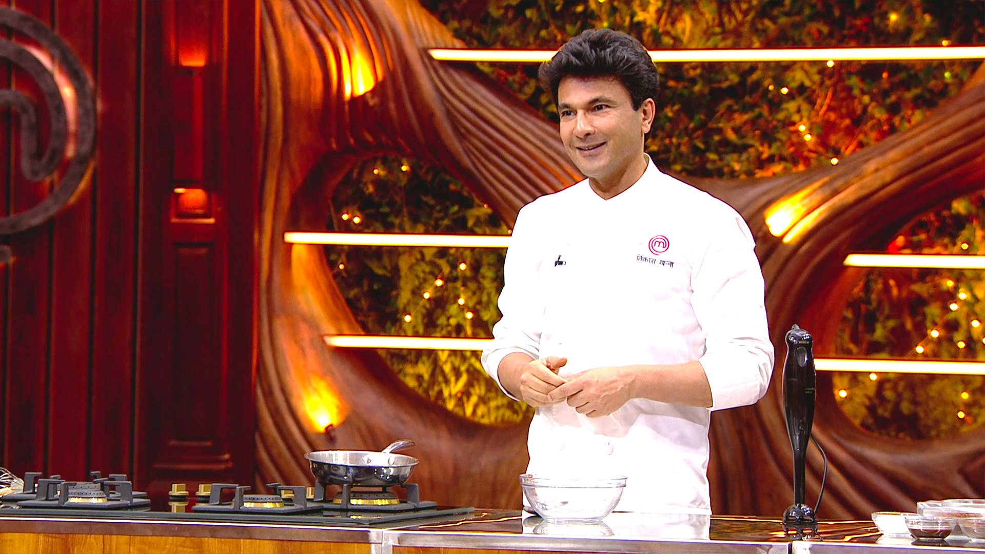 Watch MasterChef India Season 1 Episode 51 TV Series Online - Liquid To ...