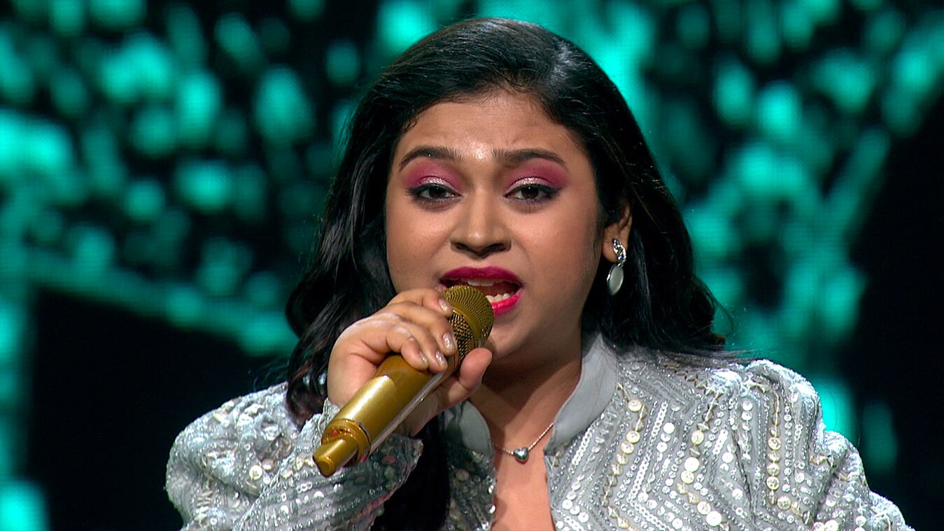 Watch Pani Pani Re By Sonakshi Full HD Video Clips on Sony LIV