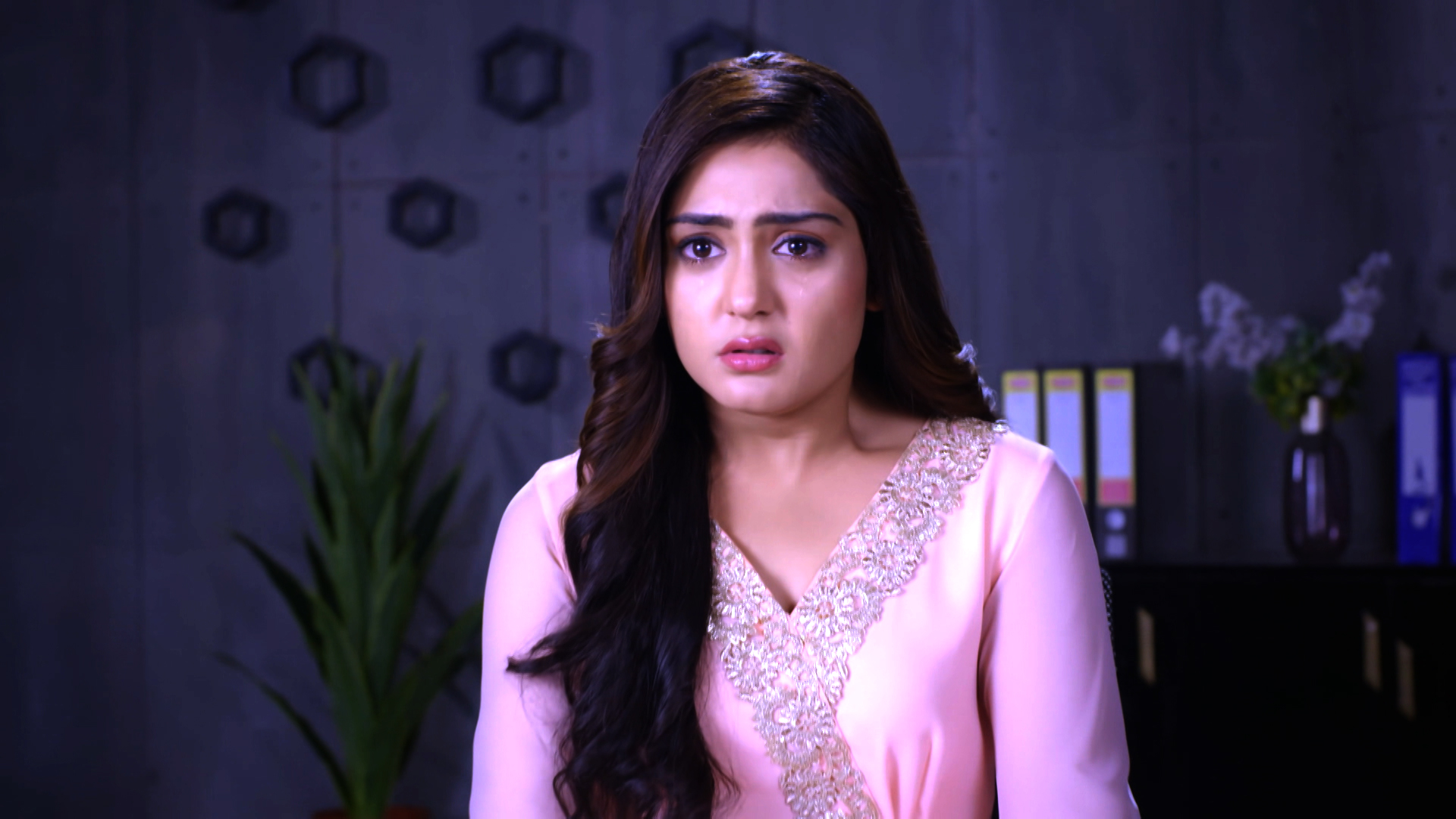 Watch Yuvika Aur Kartik Ka Rishta from Vanshaj online - Sony LIV