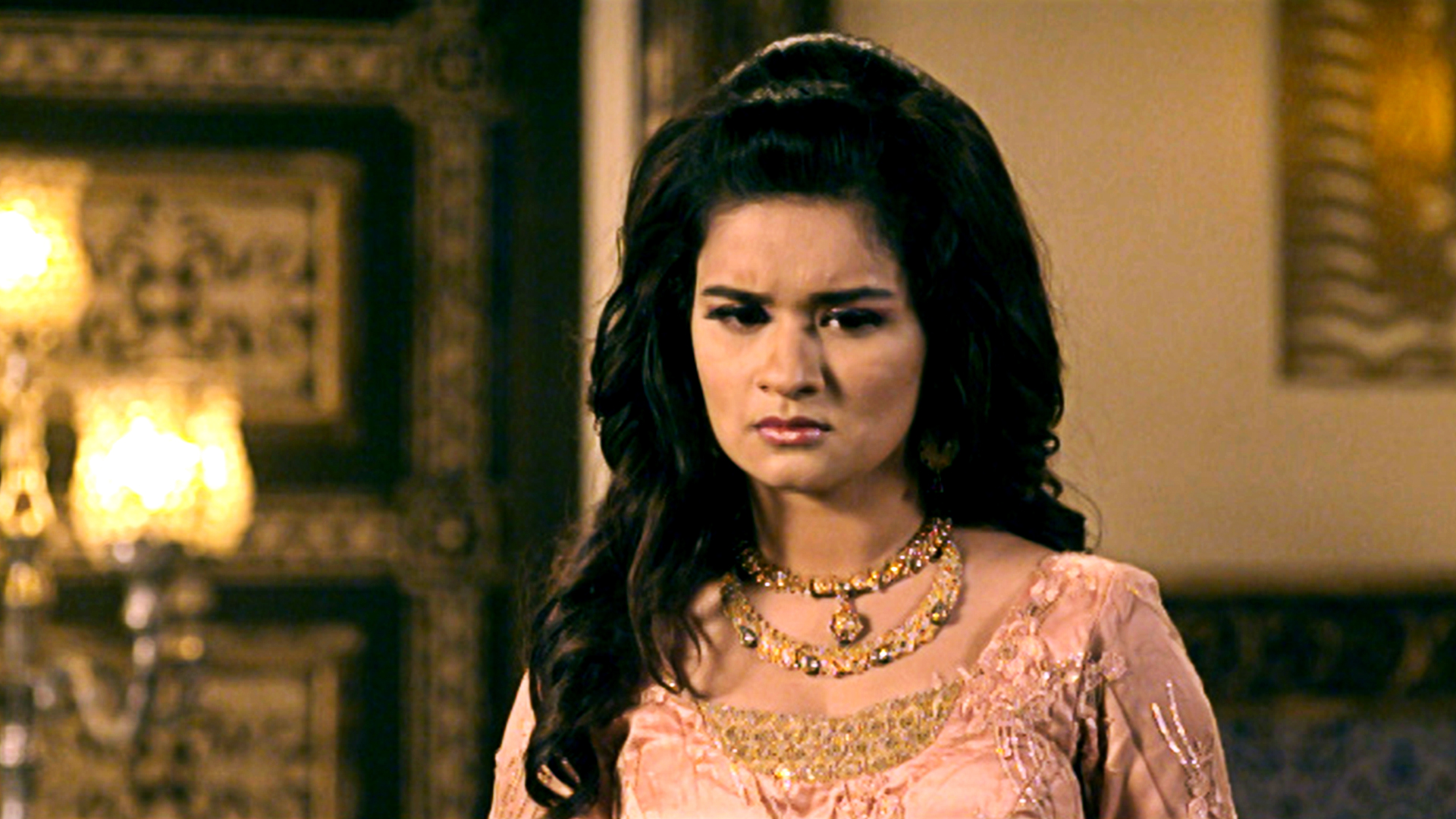 Watch Aladdin Episode no. 375 TV Series Online - Zafar's Disguise ...