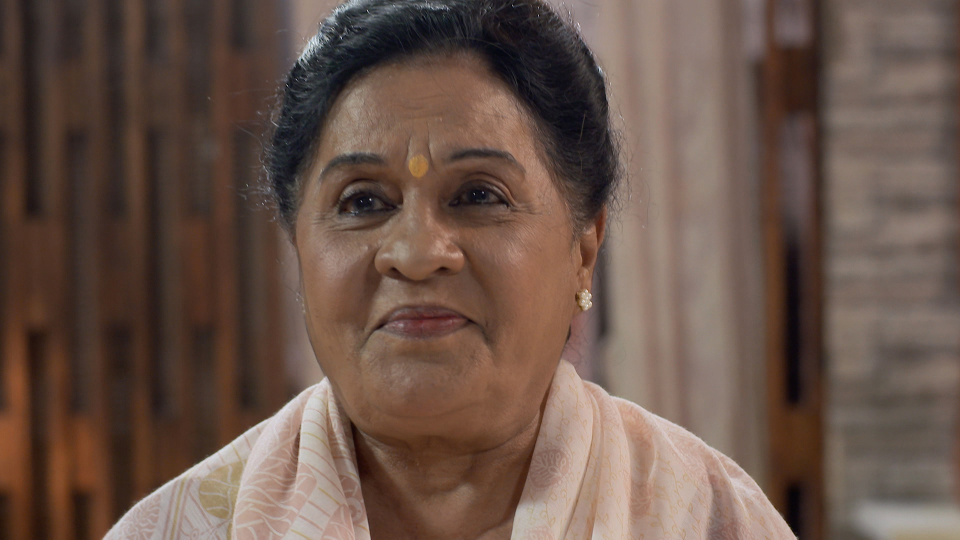 Watch Tumchi Mulgi Kay Karte? Episode 319 TV Series Online - Suicide ...